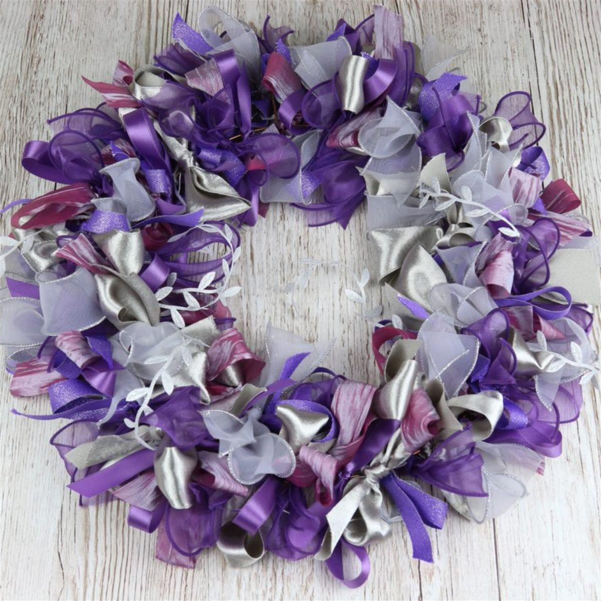 Iris Wreath Kit, 6 x ribbons, x 1x wire wreath ring and instructions ...
