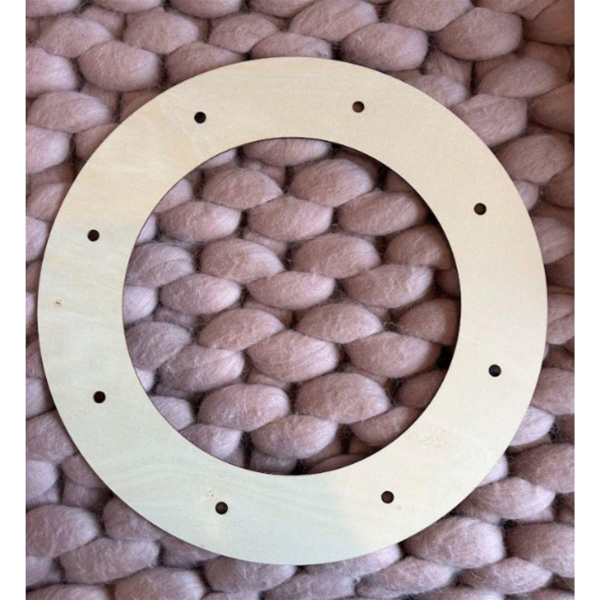 Juey Jumbo Wreath Hoop | SewingStreet