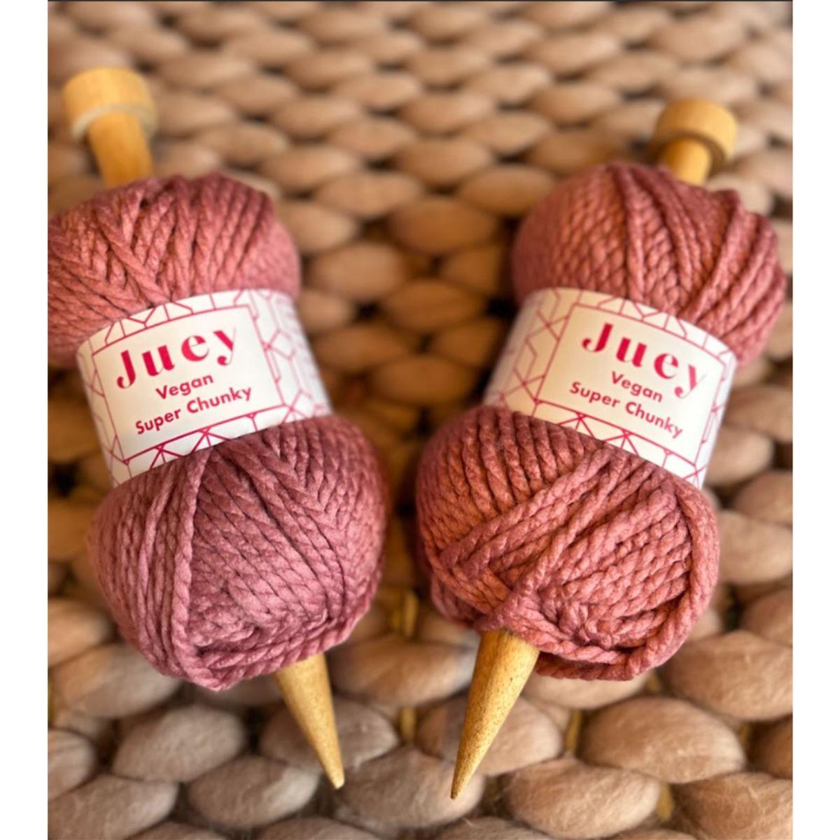 Double Pack Juey Jumbo Vegan Super Chunky Yarn - Shell Pink | SewingStreet