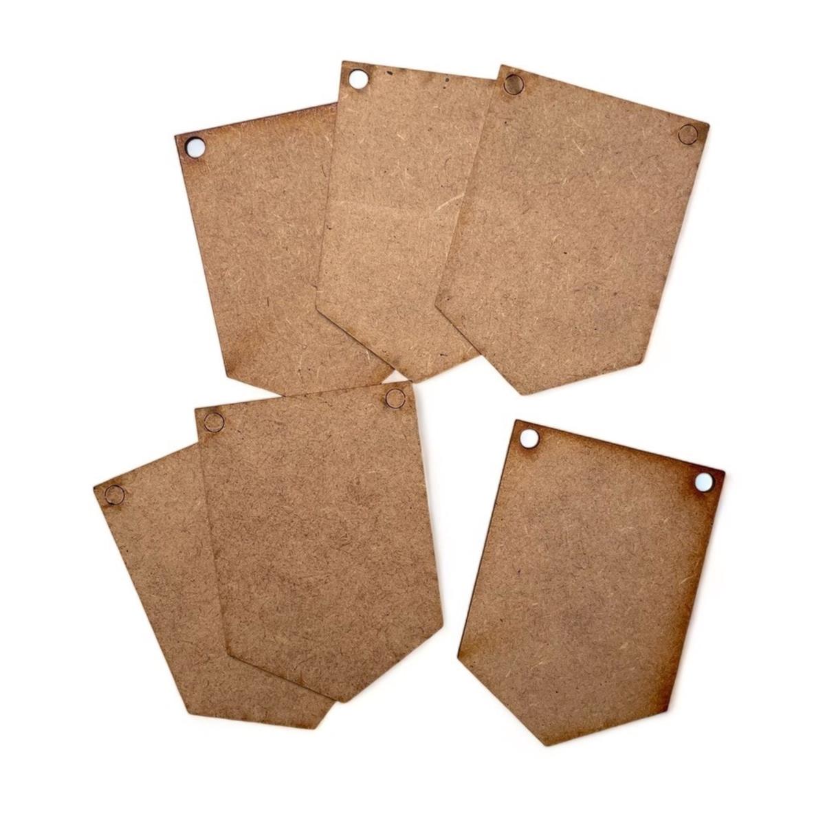 Mini MDF Bunting - Spearhead pack of 6 | HobbyMaker