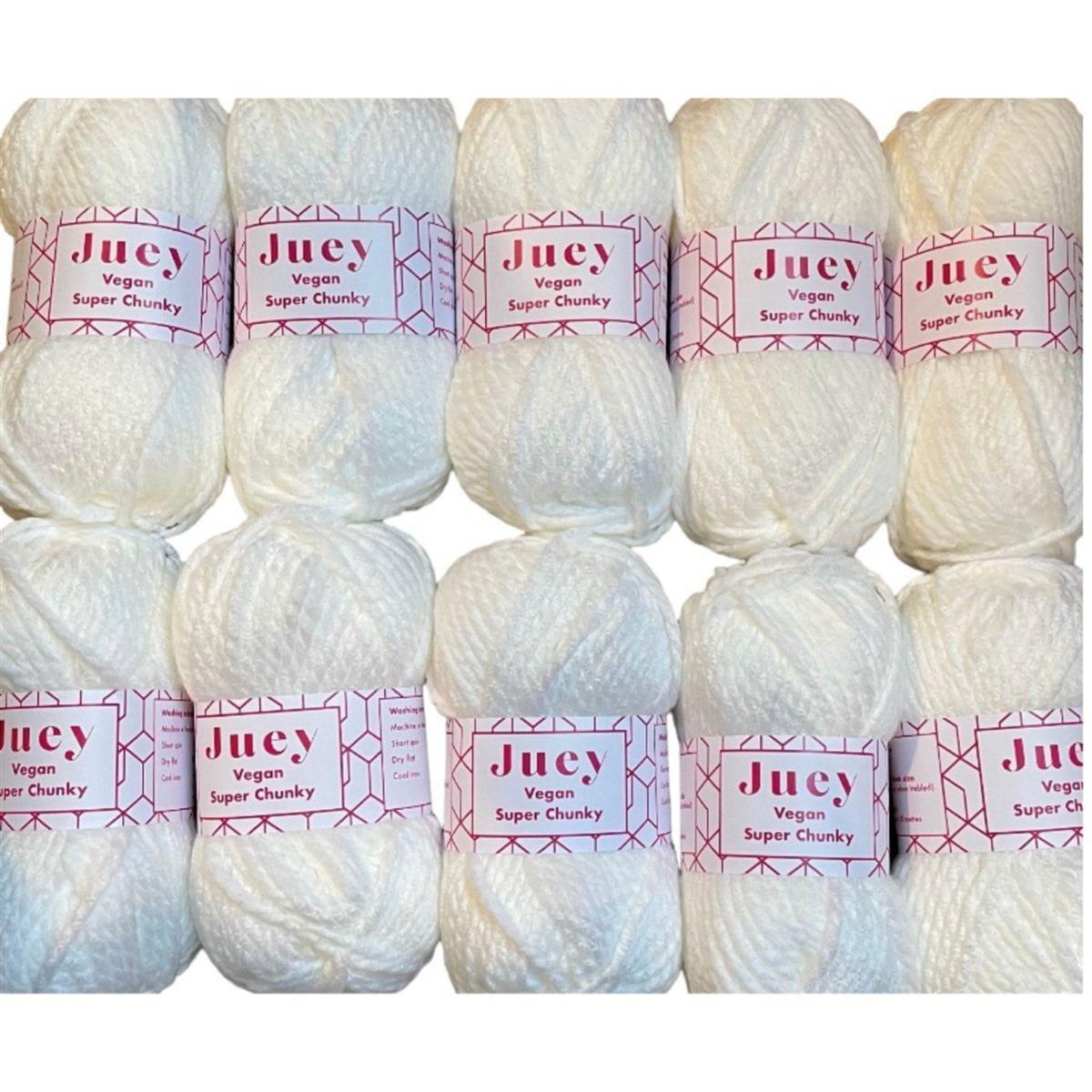 Juey Jumbo Vegan SC Yarn Large 1kg Pack - White | SewingStreet