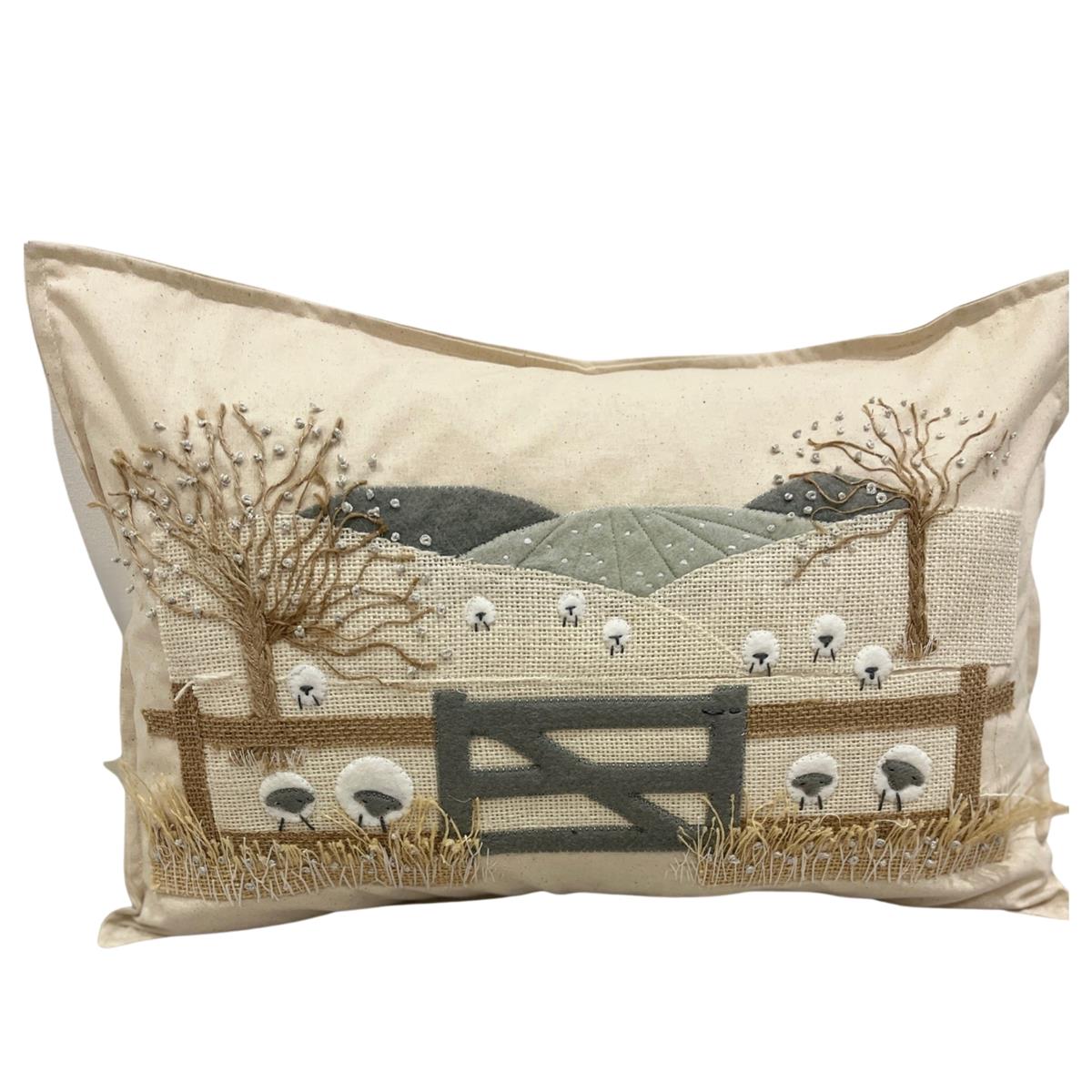 Delphine Brooks Rustic Home Sheep Cushion Kit: Instructions, Felt x 3 ...