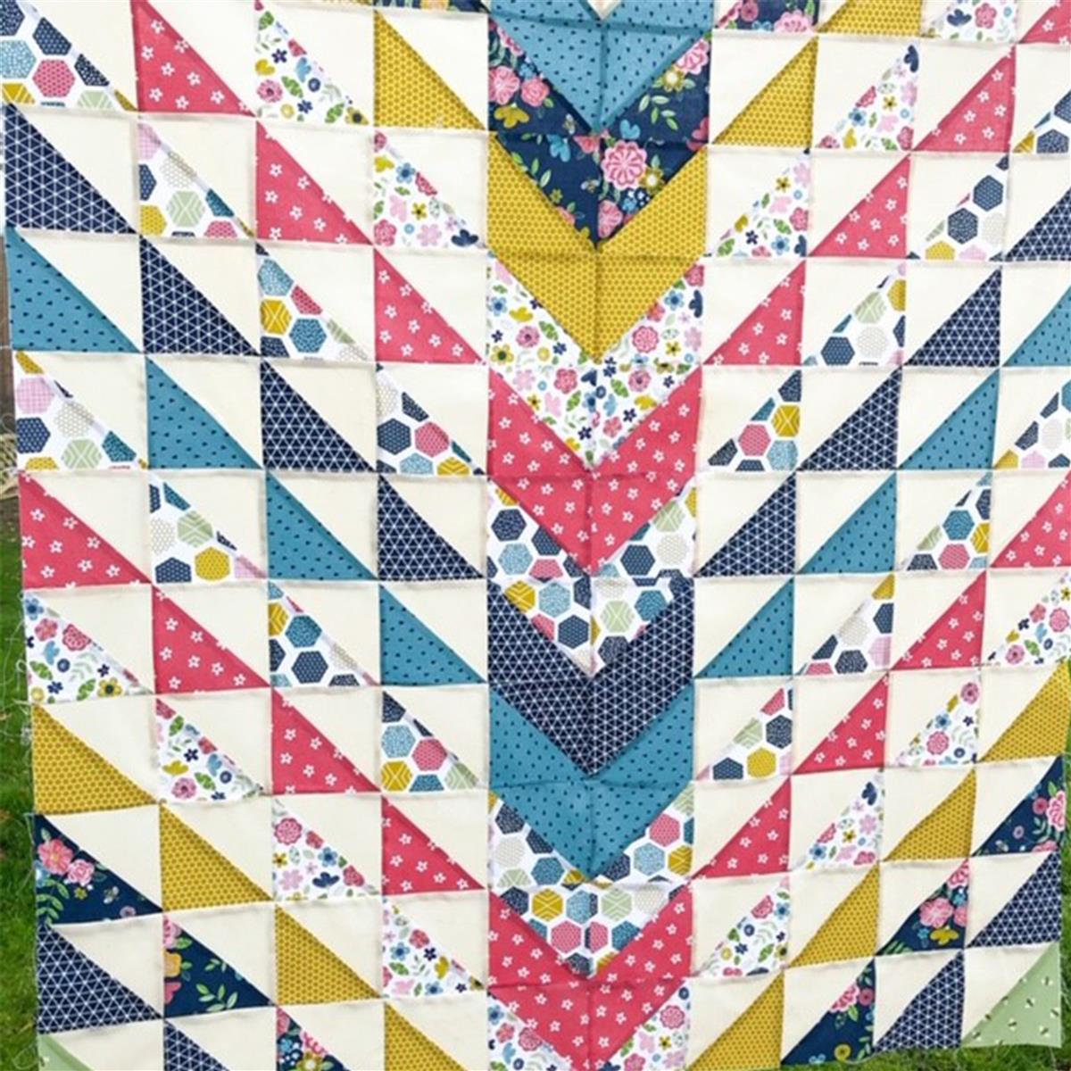 Going Places Quilt Kit, Pattern & Fabric (4m) | SewingStreet